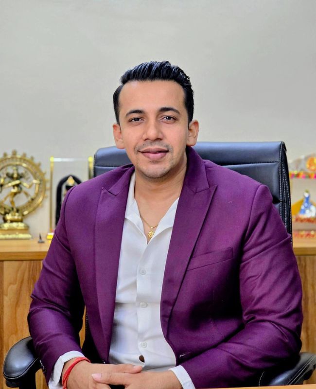 Leadership Team | Parth International Best School in Gurgaon